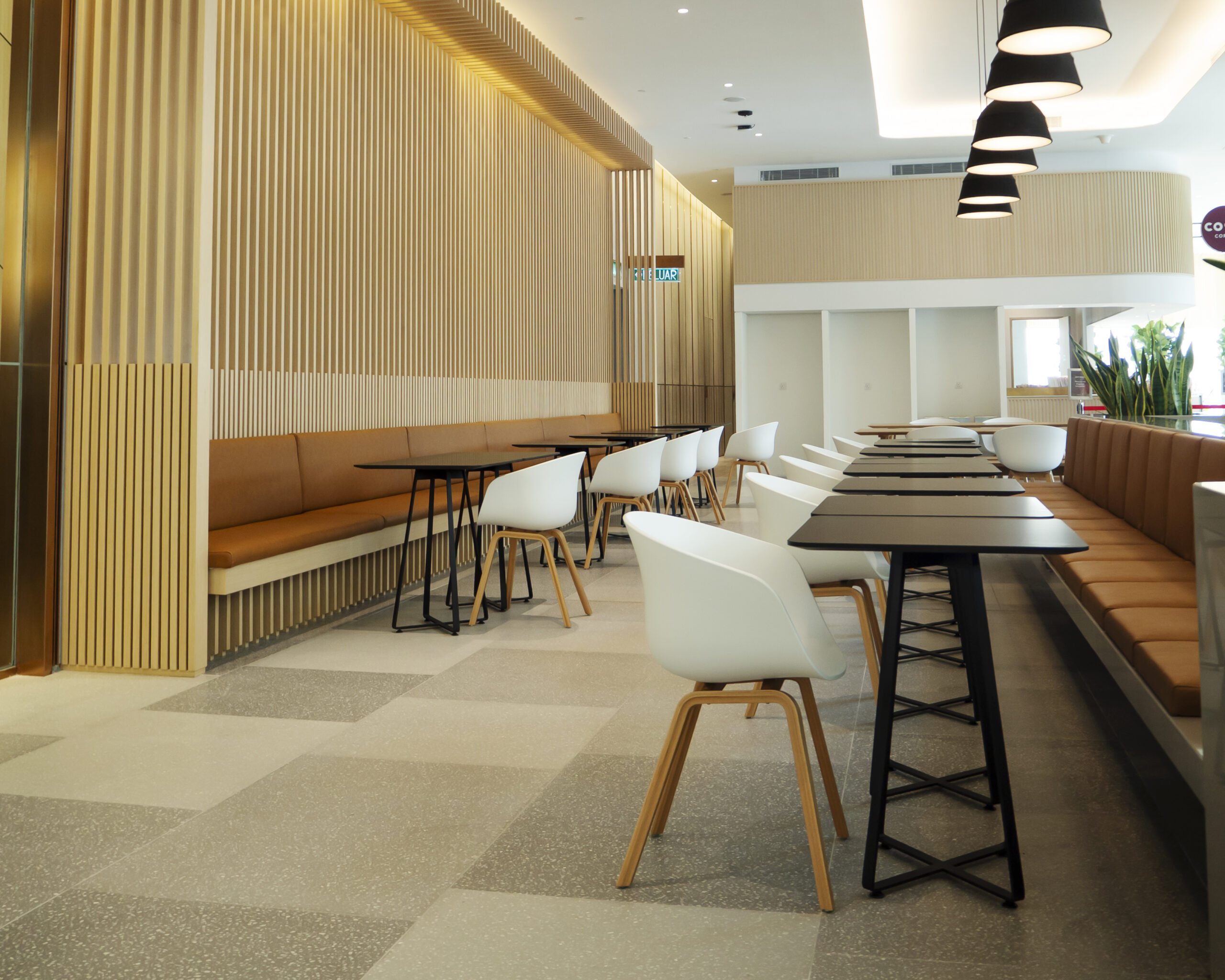 HSBC Corporate Office Tower, TRX - Repro Project Furniture